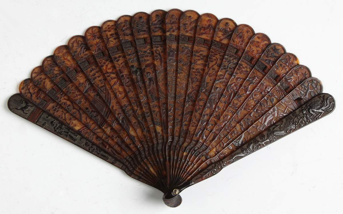 Chinese Carved Tortoise Shell Fan | Cottone Auctions