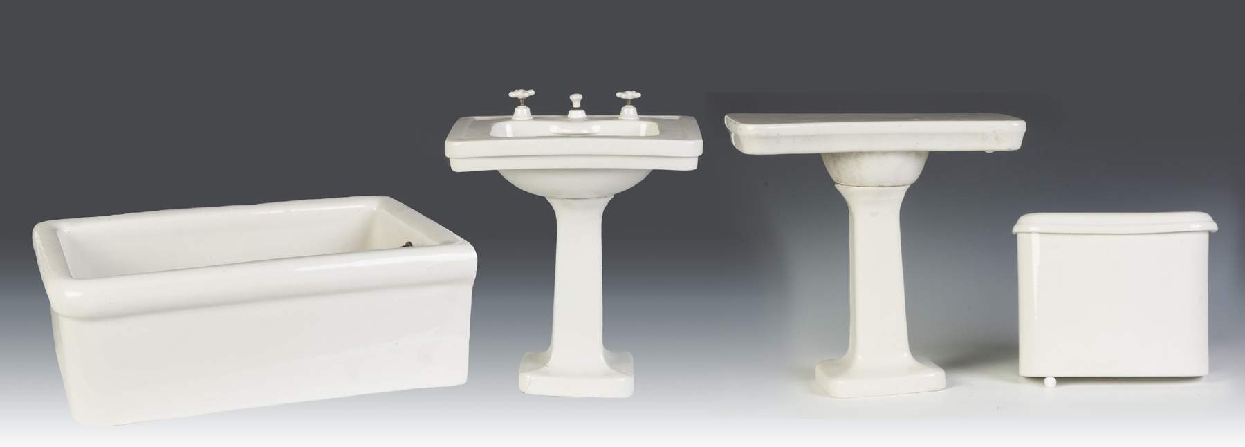 Six Porcelain Salesman Samples, Bathtub, Sinks & Toilets | Cottone Auctions