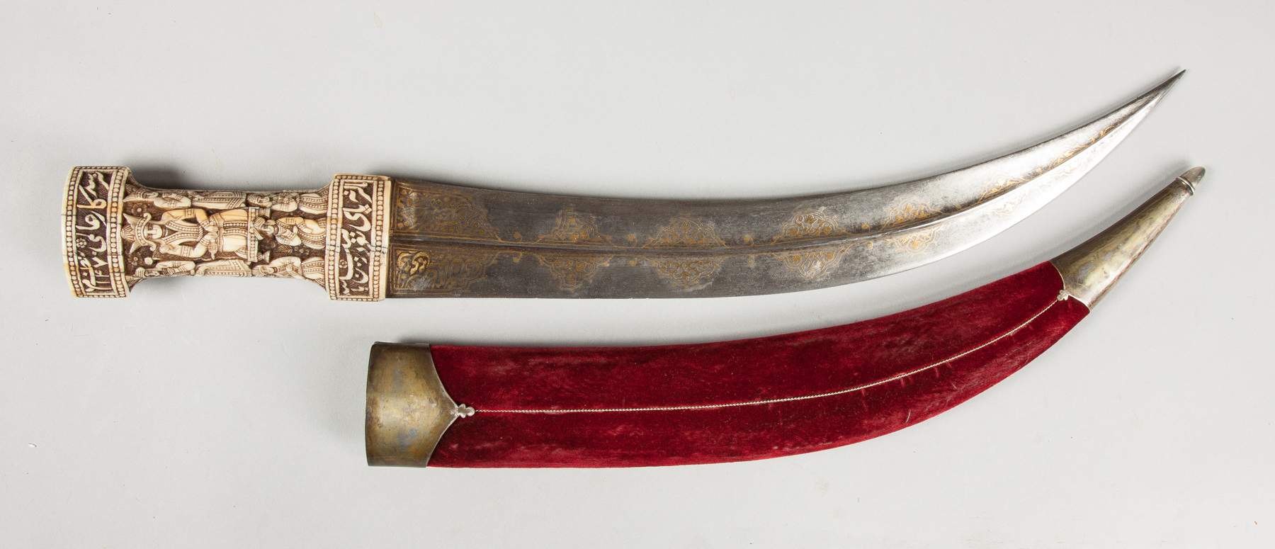 Persian Mughal Dagger | Cottone Auctions