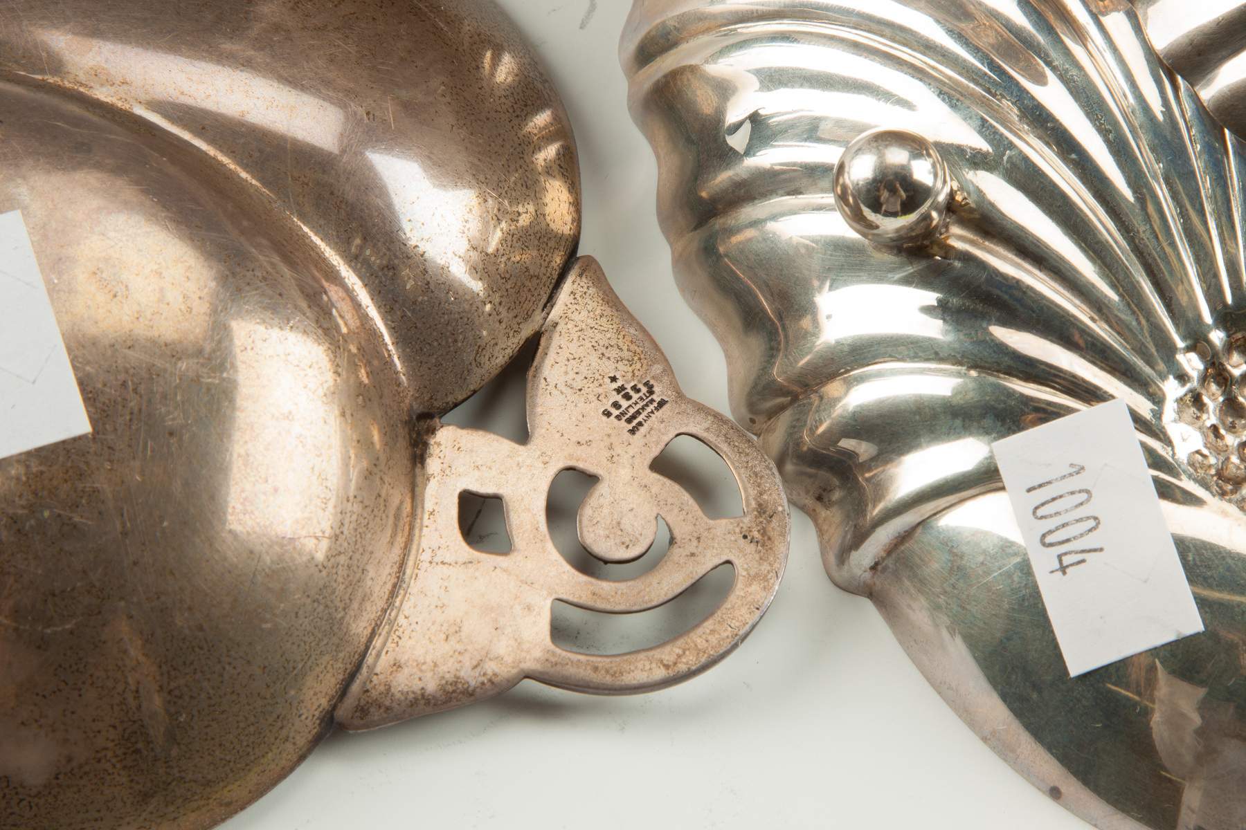 Group of Sterling Silver Shell Shaped Table Articles | Cottone Auctions